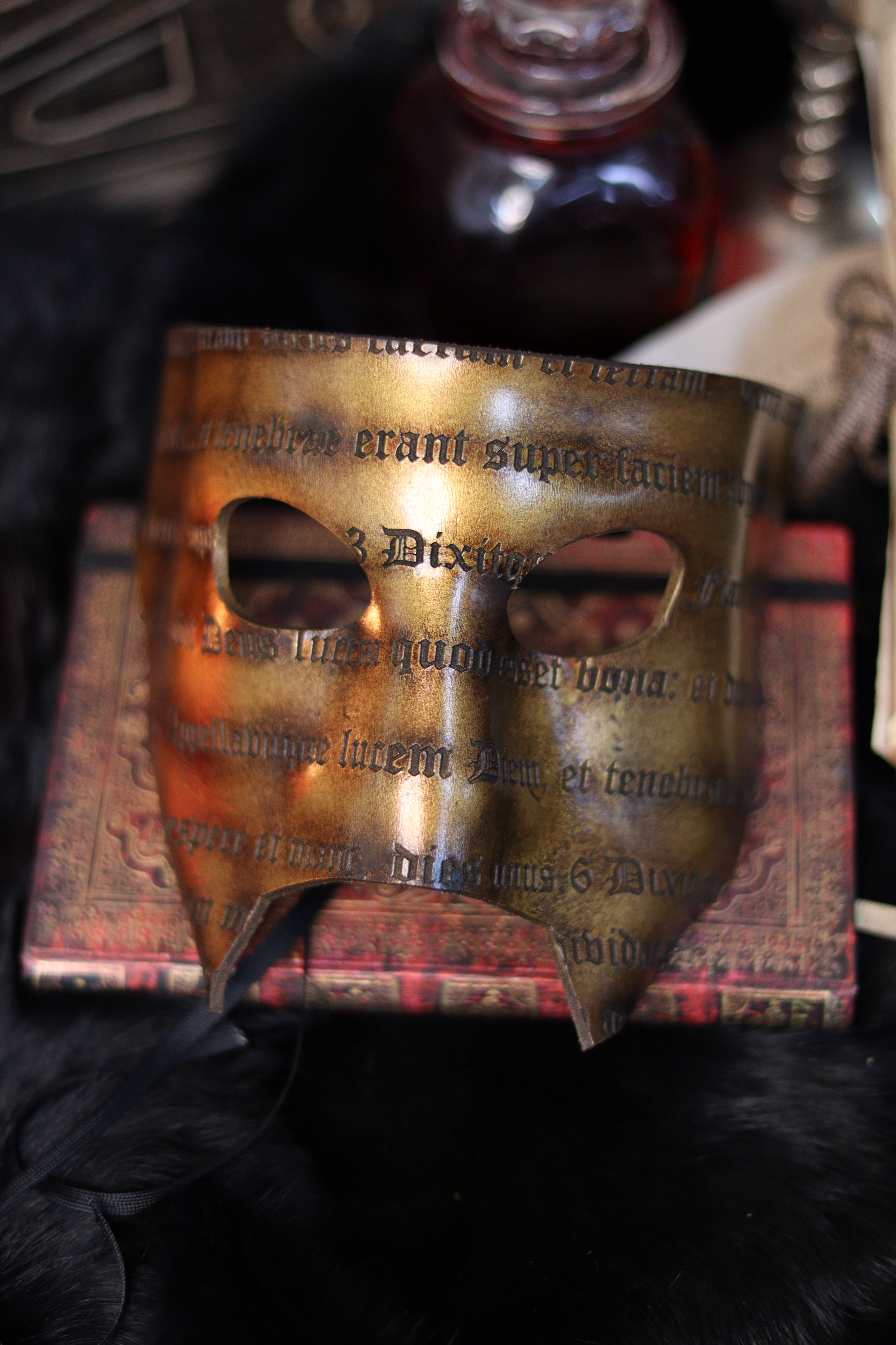 Masquerade – Outcast Props