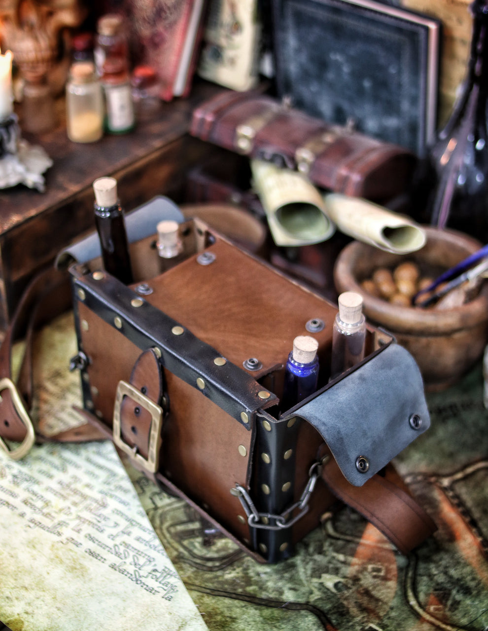 Alchemist Bag Potion Set – Outcast Props